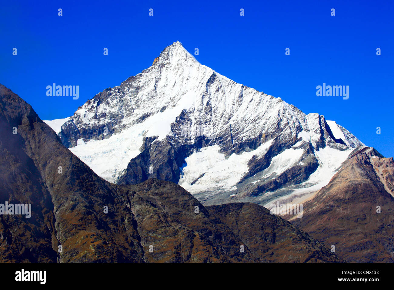 Weisshorn in den schweizer alpen -Fotos und -Bildmaterial in hoher ...