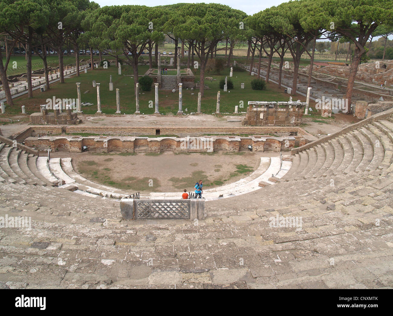 Ostia antica theater theatre -Fotos und -Bildmaterial in hoher ...