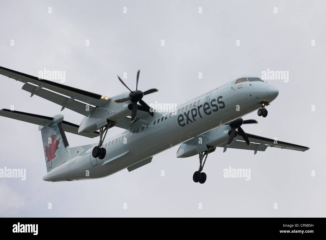 Bombardier turboprop -Fotos und -Bildmaterial in hoher Auflösung – Alamy