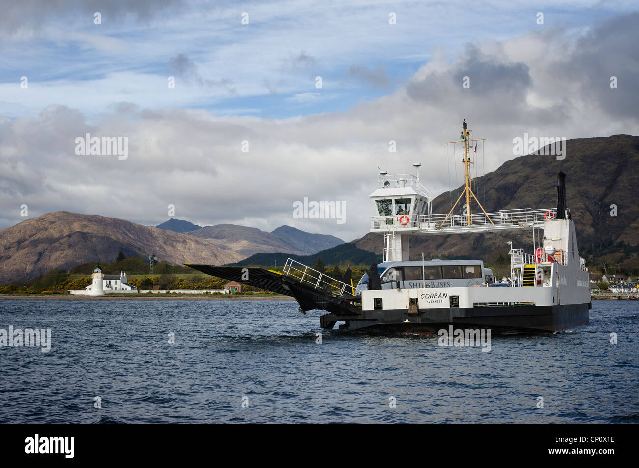 Ardgour corran ferry -Fotos und -Bildmaterial in hoher Auflösung – Alamy