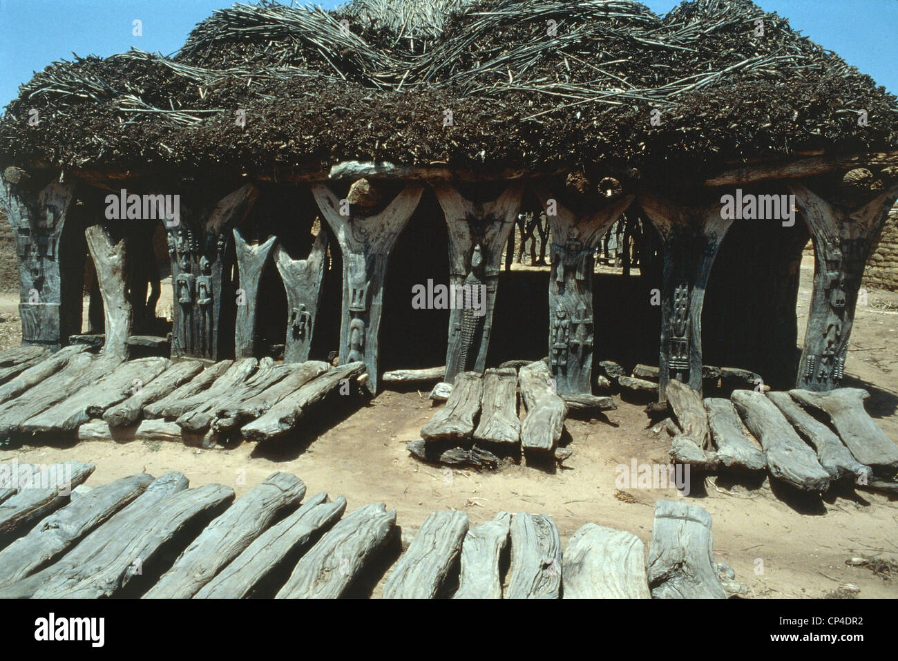 Afrika - Toguna Dogon Stockfotografie - Alamy