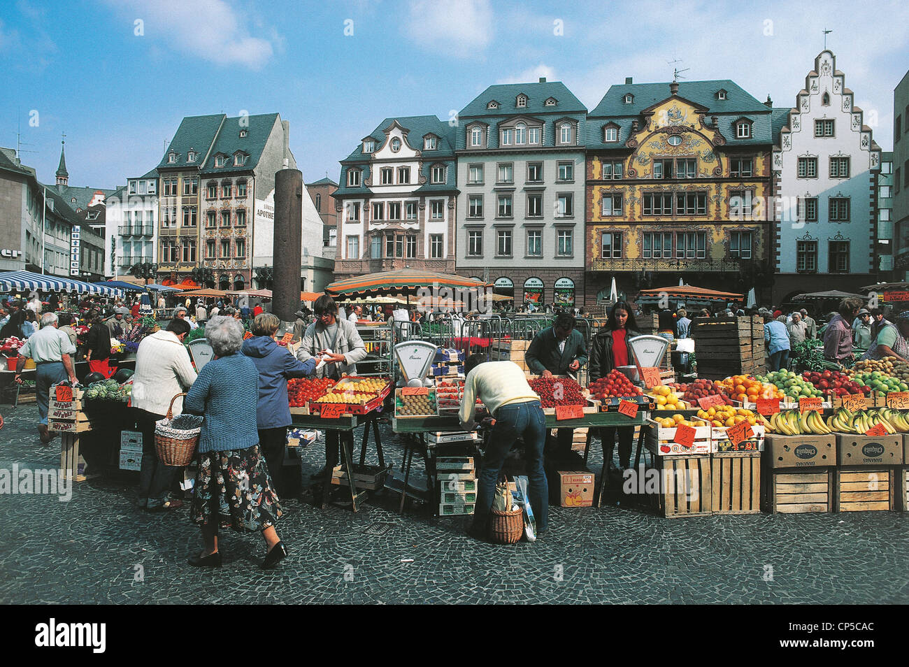 Mainz Market Stockfotos & Mainz Market Bilder - Seite 3 - Alamy