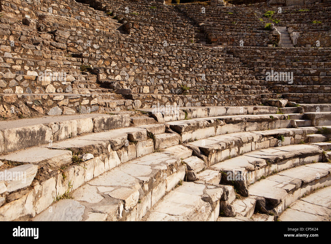 Altes theater mit marmorsitzen und treppen -Fotos und -Bildmaterial in ...