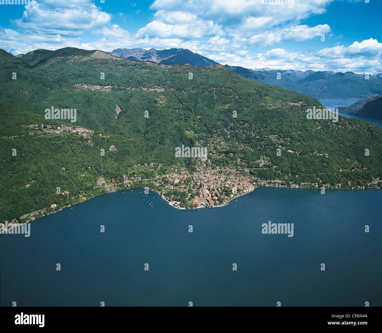 Piemont - Lago Maggiore - Cannero Riviera (VB). Luftbild ...