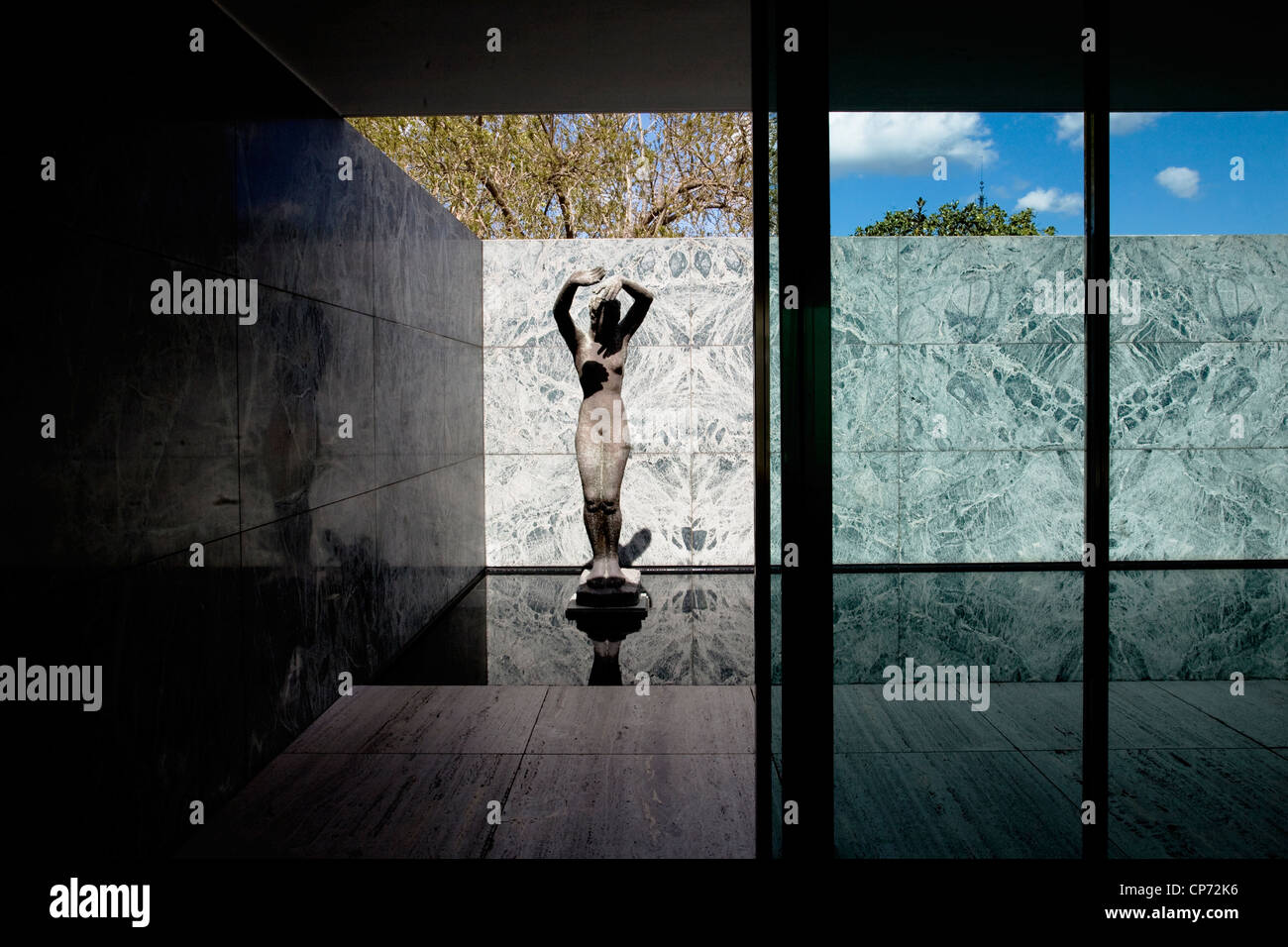 German pavilion -Fotos und -Bildmaterial in hoher Auflösung – Alamy