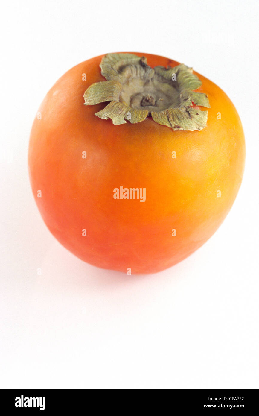 Ein Persimmon weißer Hintergrund Stockfotografie - Alamy