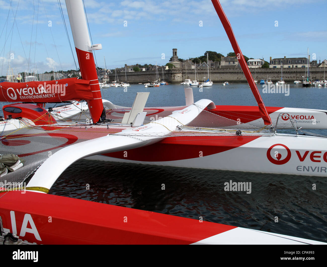 Rennboot im hafen von concarneau -Fotos und -Bildmaterial in hoher ...