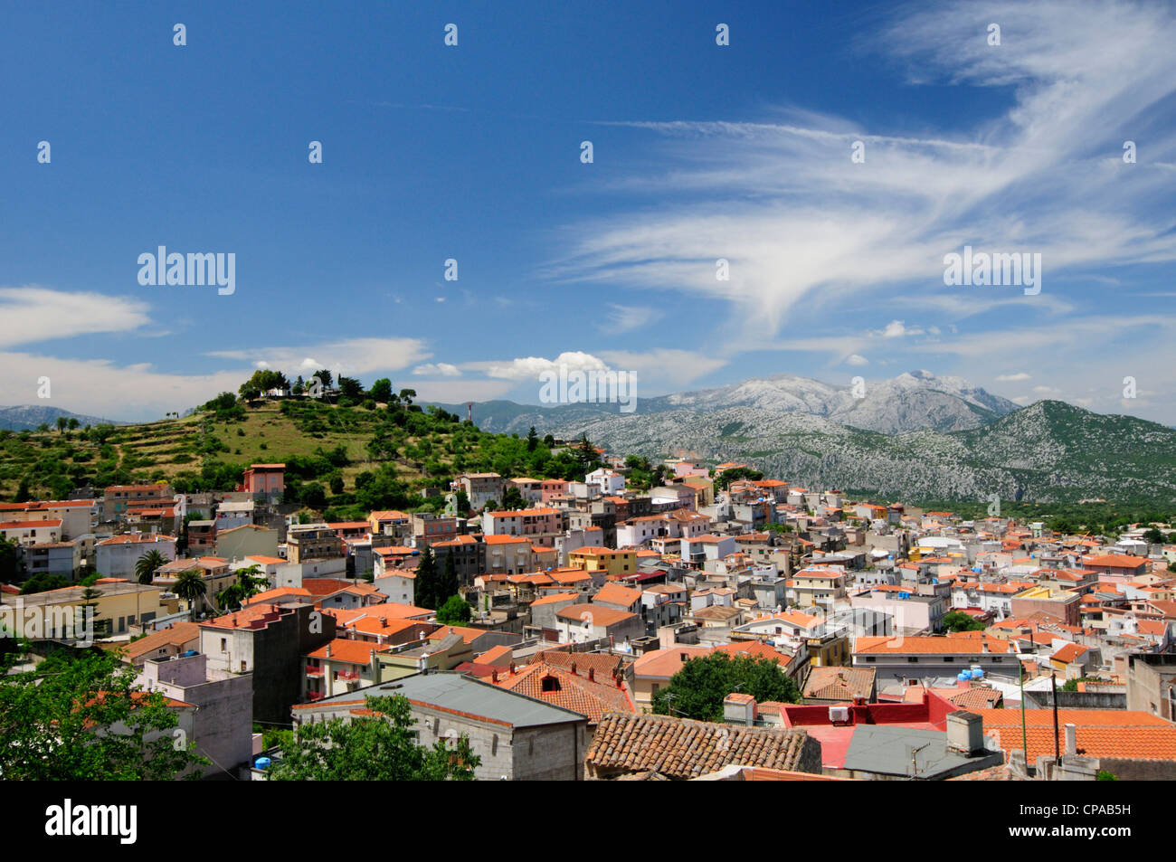 Sardinia dorgali view town -Fotos und -Bildmaterial in hoher Auflösung ...