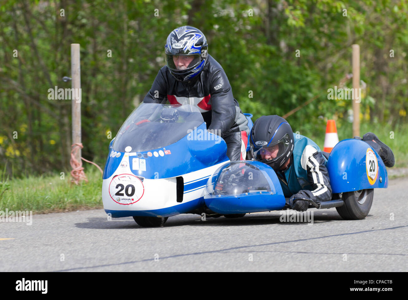 Oldtimer Seitenwagen Motorrad BMW Kniebank von 1968 beim Grand Prix in ...