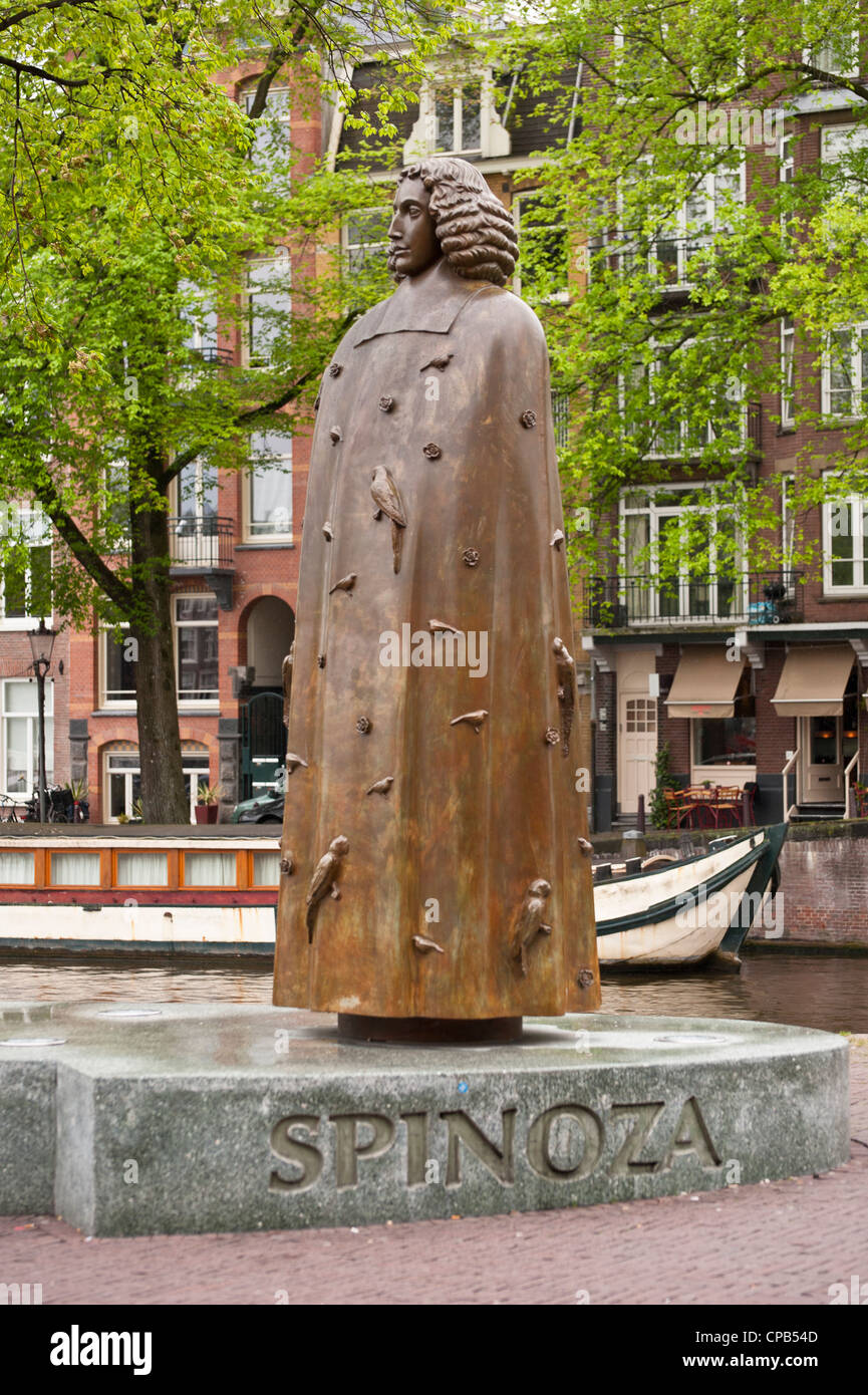 Spinoza statue -Fotos und -Bildmaterial in hoher Auflösung – Alamy