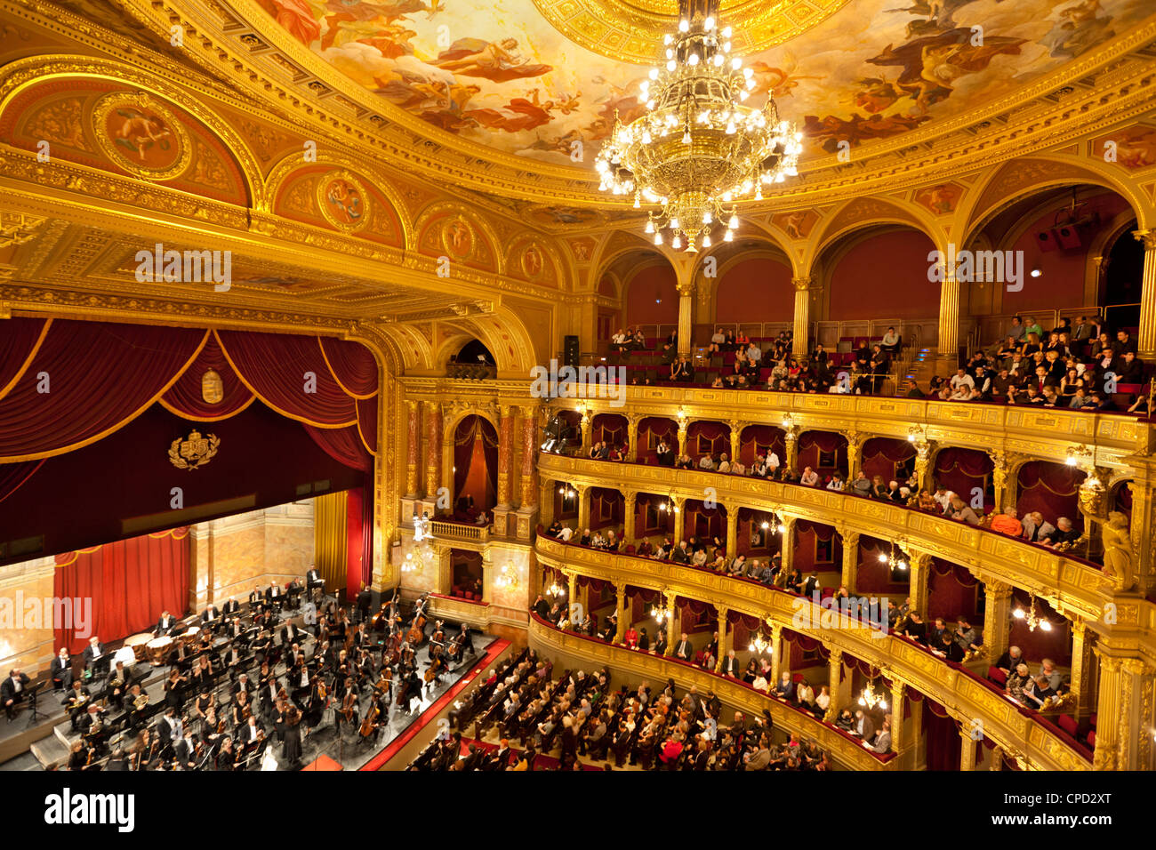 State Opera House (Magyar Allami Operahaz) mit Budapest Philharmonic ...