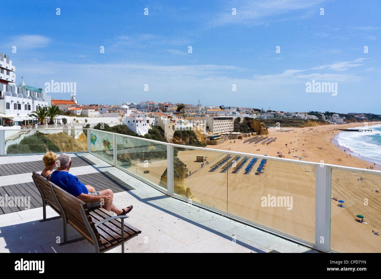 Albufeira promenade -Fotos und -Bildmaterial in hoher Auflösung – Alamy