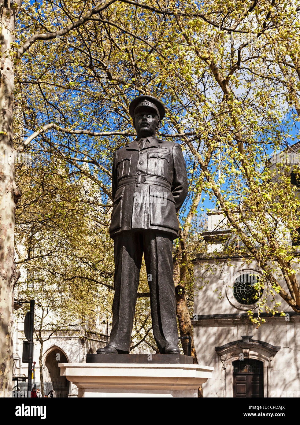 Statue von Sir Arthur (Bomber) Harris, der Strand, London, England ...