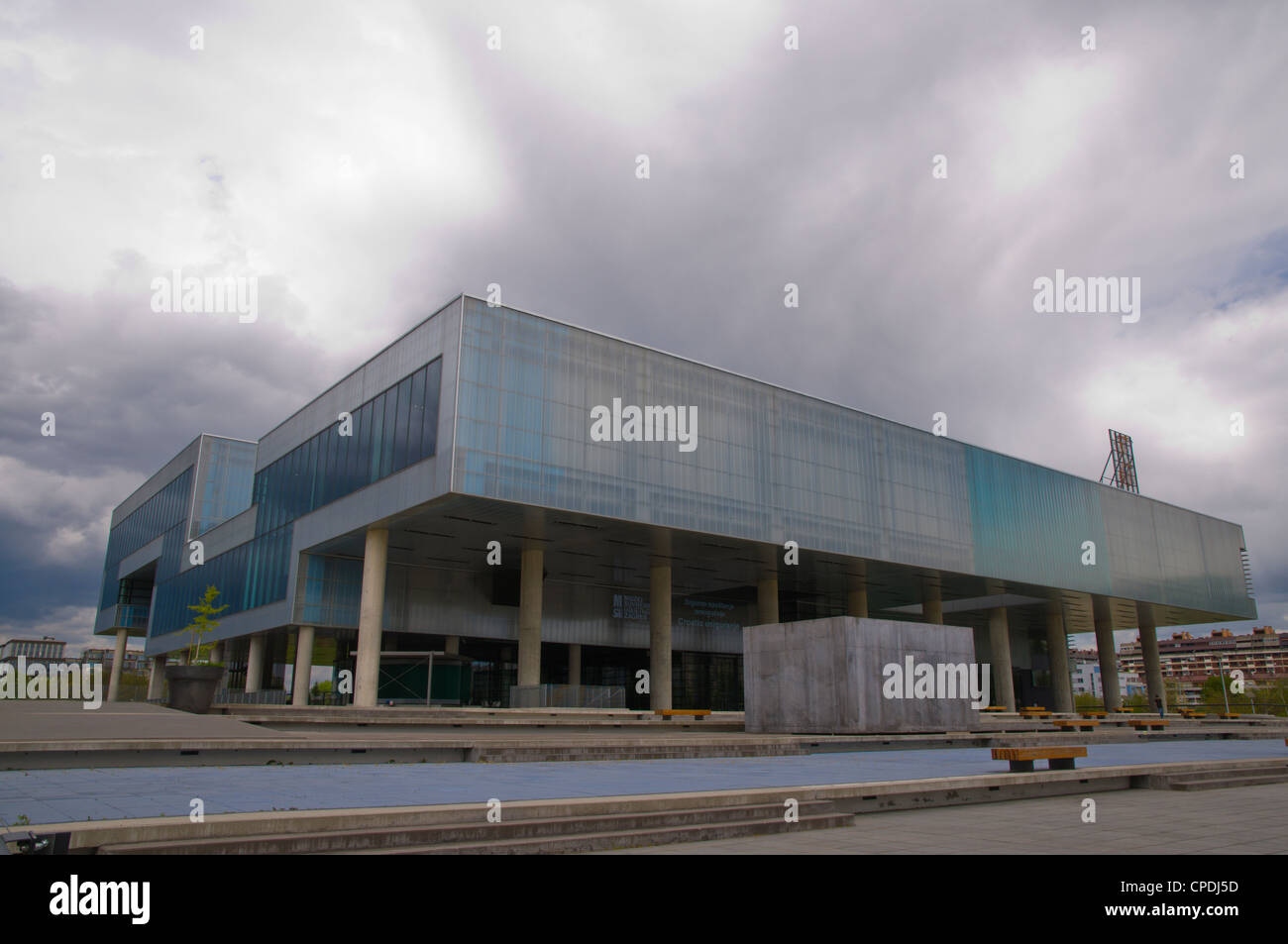 Muzej suvremene umjetnosti -Fotos und -Bildmaterial in hoher Auflösung ...