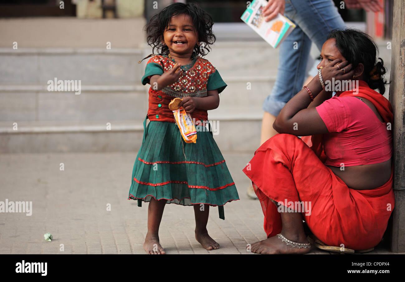 Homeless kathmandu -Fotos und -Bildmaterial in hoher Auflösung – Alamy