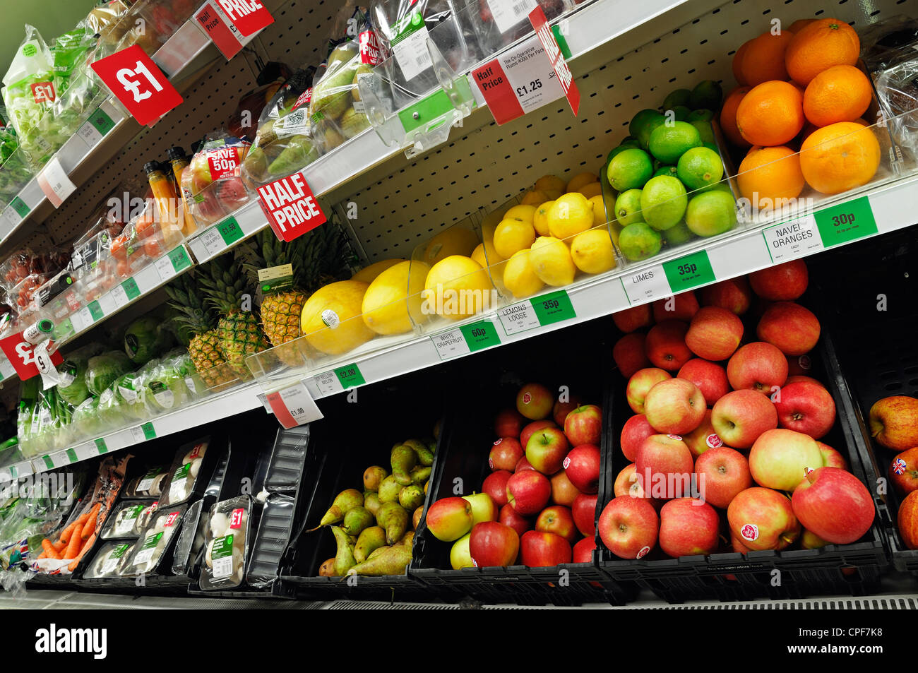 Obst und Gemüse im Supermarkt, UK Stockfotografie - Alamy