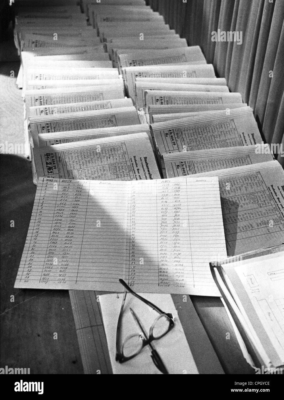 Auschwitz trial frankfurt 1965 -Fotos und -Bildmaterial in hoher ...