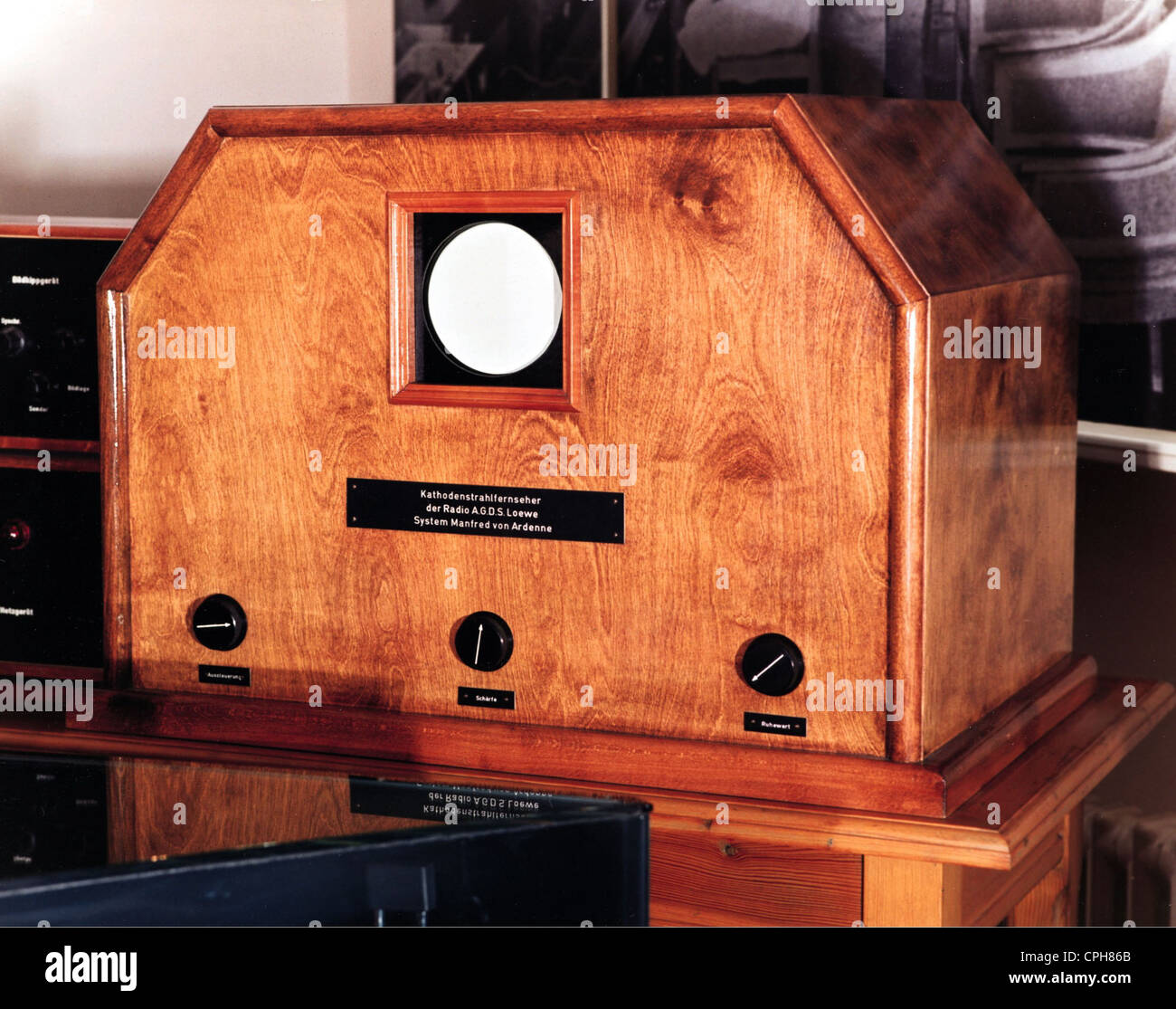 Rundfunk,Fernsehen,erster Fernsehapparat der Radio AG D. S. Loewe ...