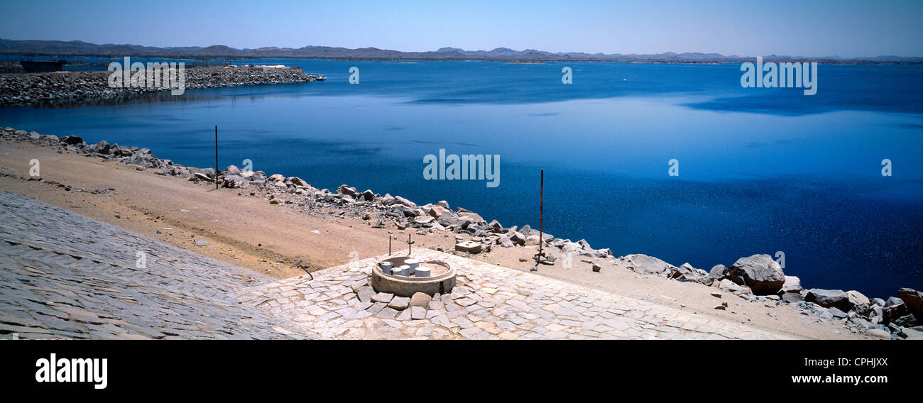 Assuan Ägypten Assuan-Staudamm Nassersee Stockfotografie - Alamy