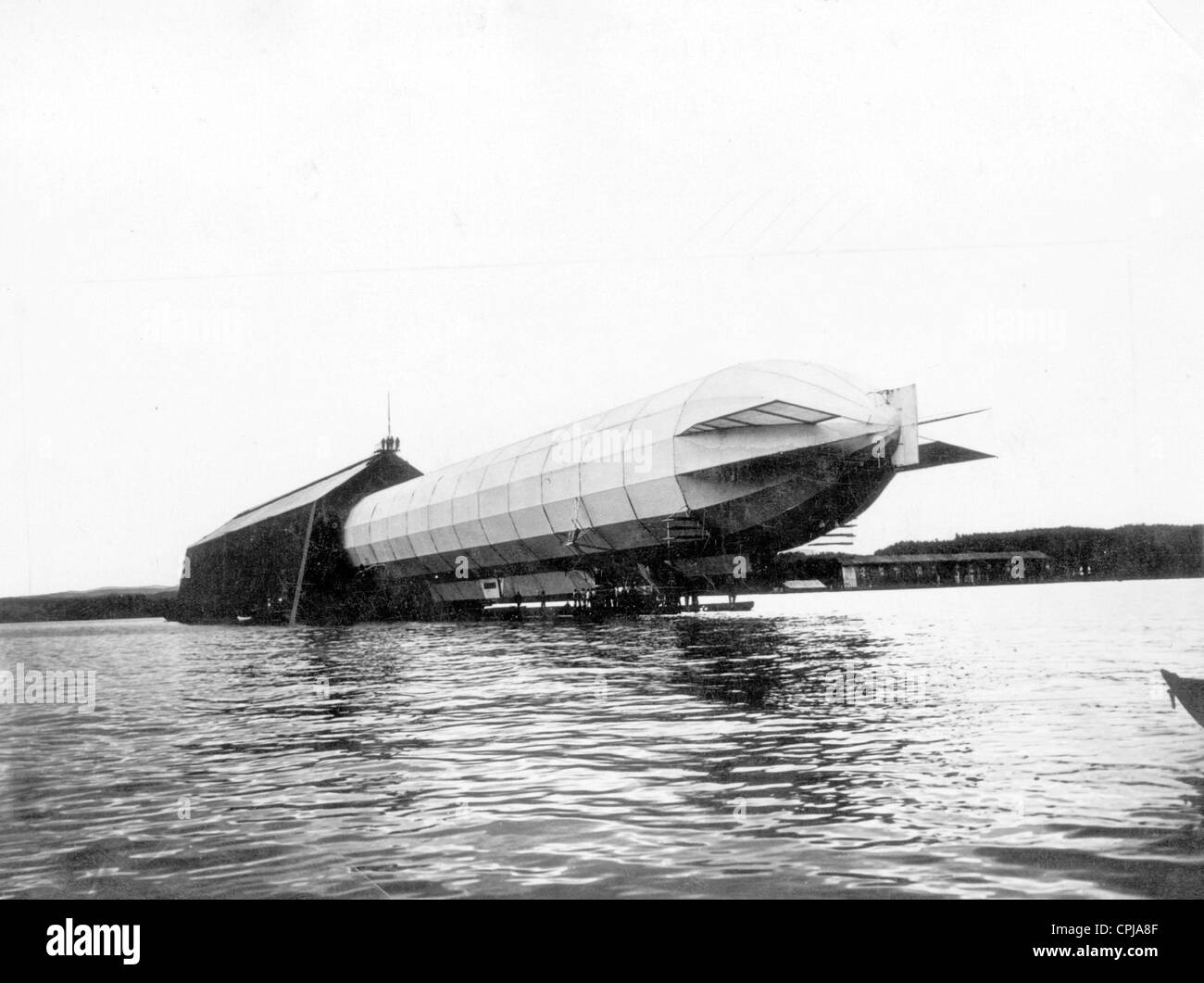 Zeppelin bodensee -Fotos und -Bildmaterial in hoher Auflösung – Alamy