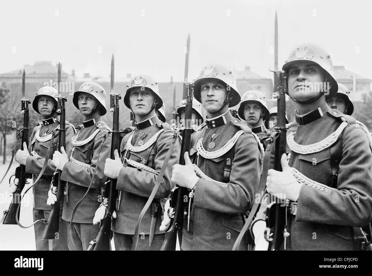 Bewachungsunternehmen österreichische armee -Fotos und -Bildmaterial in ...