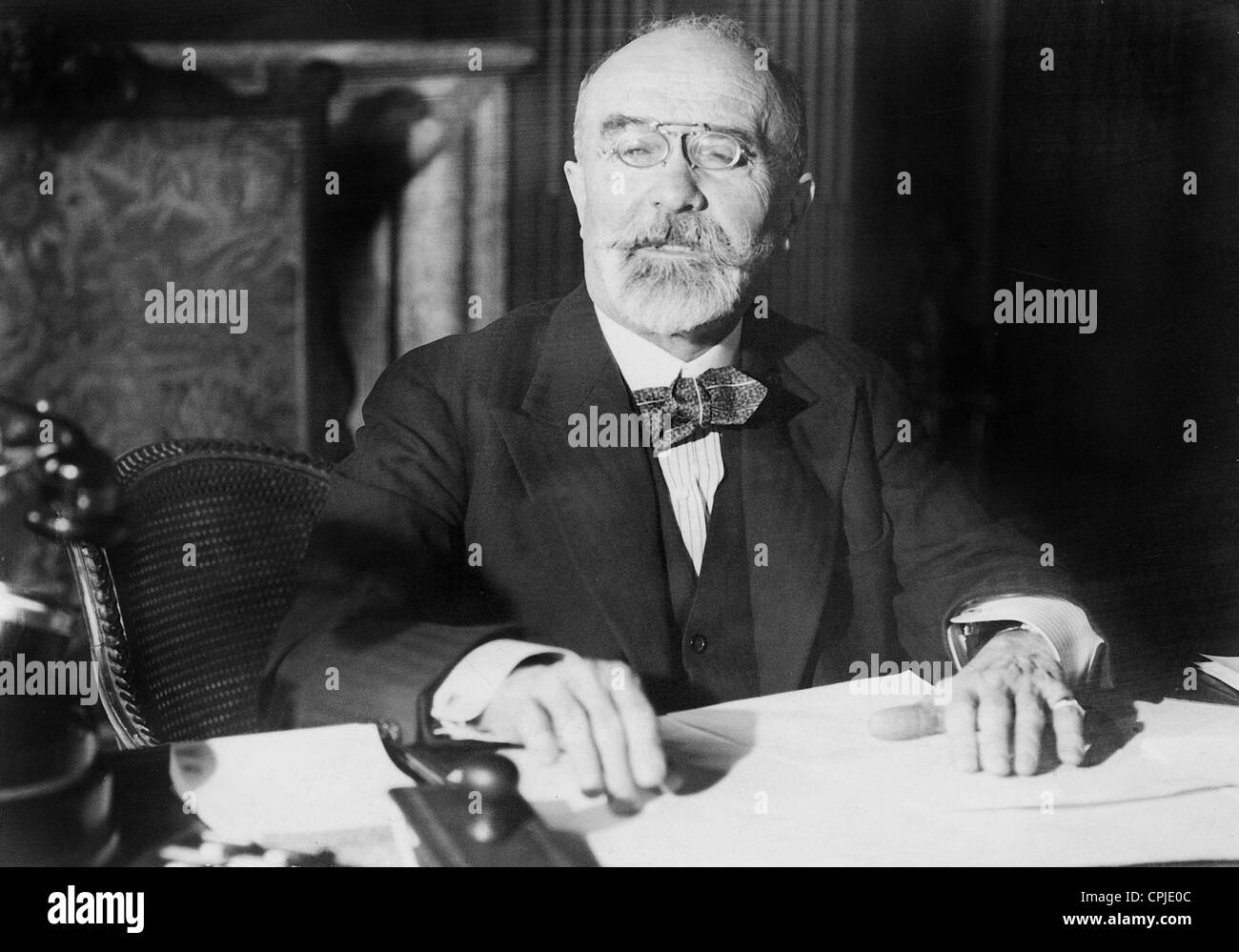 Jean louis barthou -Fotos und -Bildmaterial in hoher Auflösung – Alamy