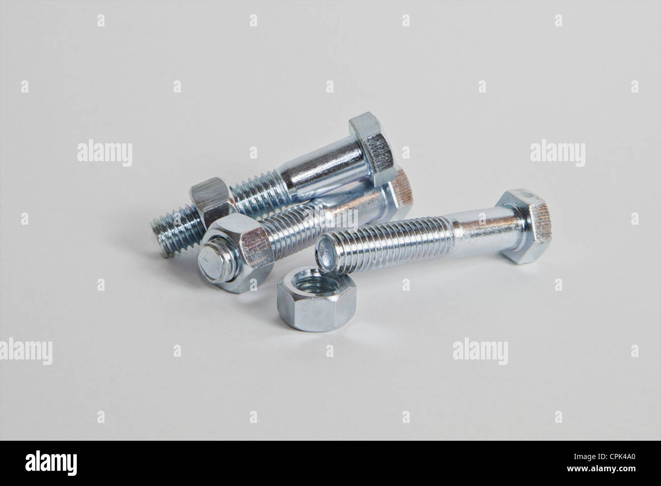 Schrauben, muttern und bolzen -Fotos und -Bildmaterial in hoher ...