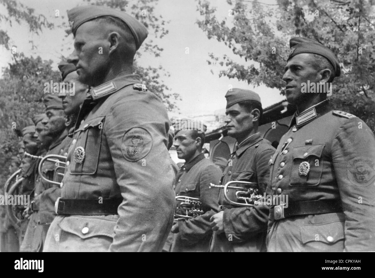 Tatarische Freiwillige der Waffen-SS an der Ostfront, 1943 Stockfotografie - Alamy