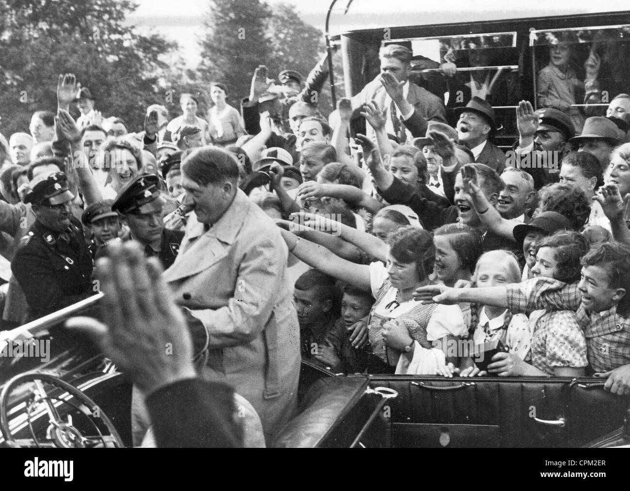Adolf Hitler Crowd Stockfotos und -bilder Kaufen - Alamy
