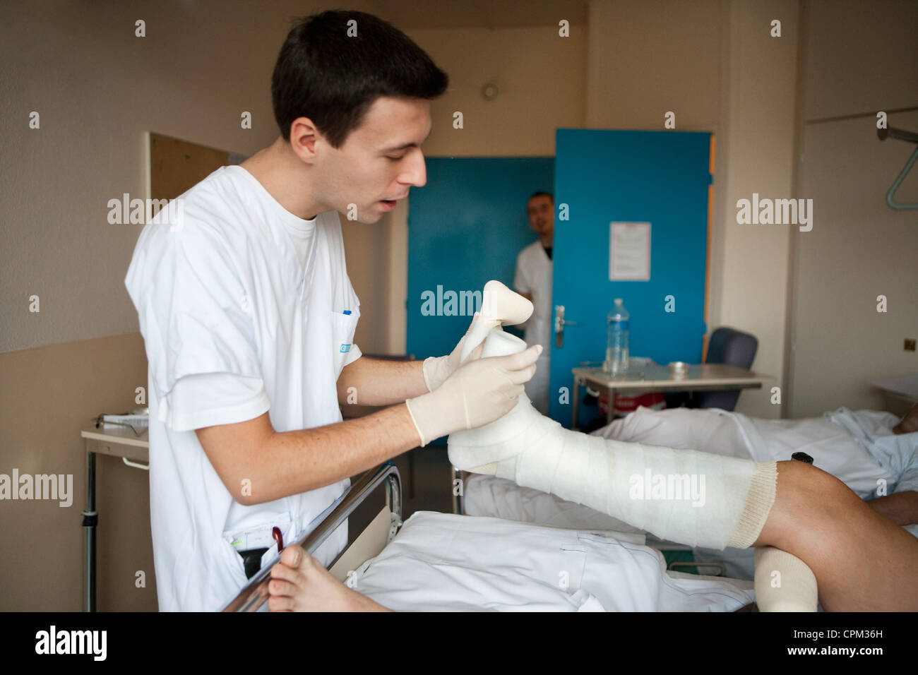 Gips Beine Stockfotos und -bilder Kaufen - Alamy