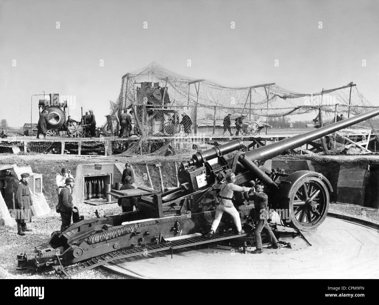 Deutsche kanone -Fotos und -Bildmaterial in hoher Auflösung – Alamy