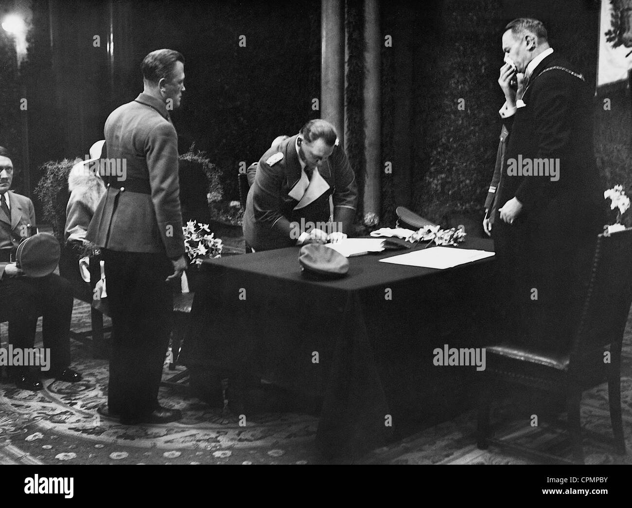 Adolf Hitler Hermann Göring Stockfotos und -bilder Kaufen - Alamy