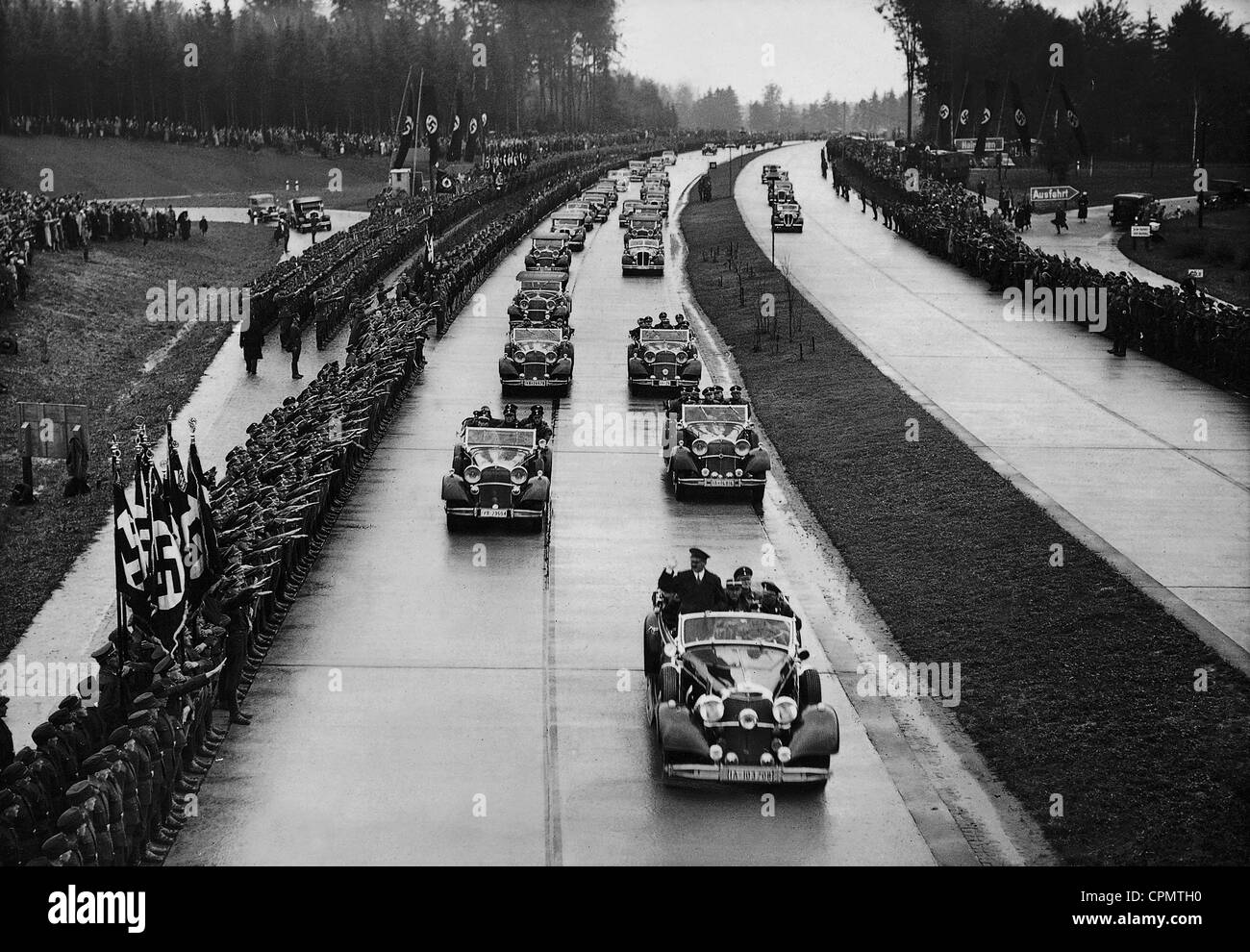 Adolf hitler transport -Fotos und -Bildmaterial in hoher Auflösung – Alamy