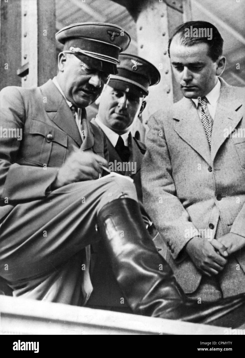 Adolf Hitler mit Albert Speer, 1935 Stockfotografie - Alamy
