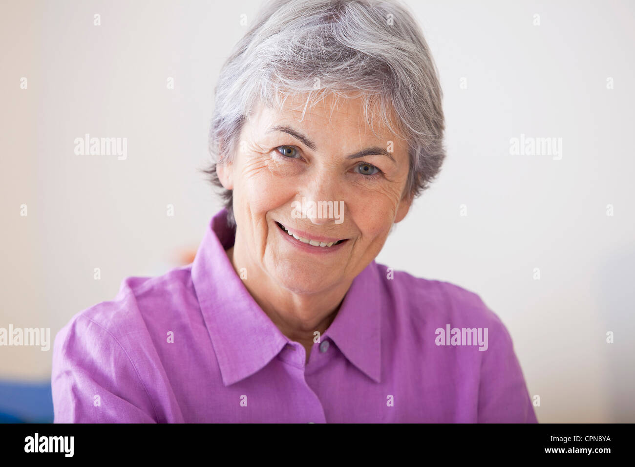 Alte Frau Dame Stockfotos und -bilder Kaufen - Alamy