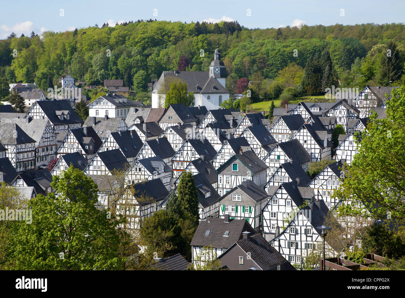 Panoramablick von der alten Stadt Freudenberg, Siegerland, Northrine ...