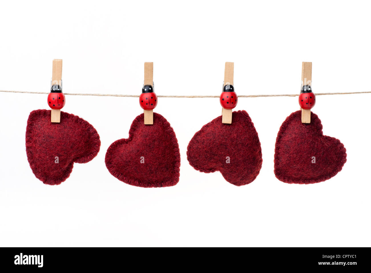 Vier rote herzen -Fotos und -Bildmaterial in hoher Auflösung – Alamy