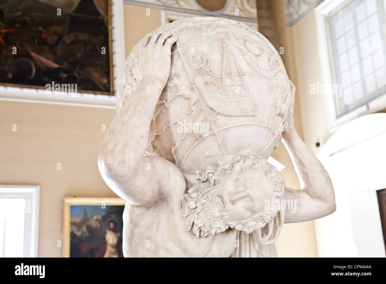 Atlas statue -Fotos und -Bildmaterial in hoher Auflösung – Alamy