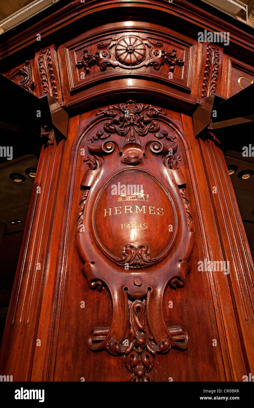 Hermes paris logo -Fotos und -Bildmaterial in hoher Auflösung – Alamy