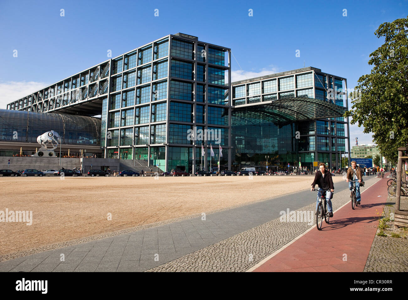 New hauptbahnhof -Fotos und -Bildmaterial in hoher Auflösung – Alamy