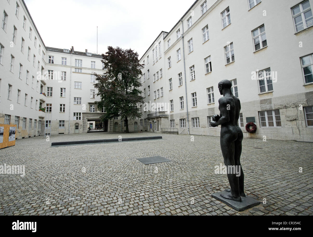 BERLIN, DEUTSCHLAND. Der Bendlerblock, einst die Heimat von der ...