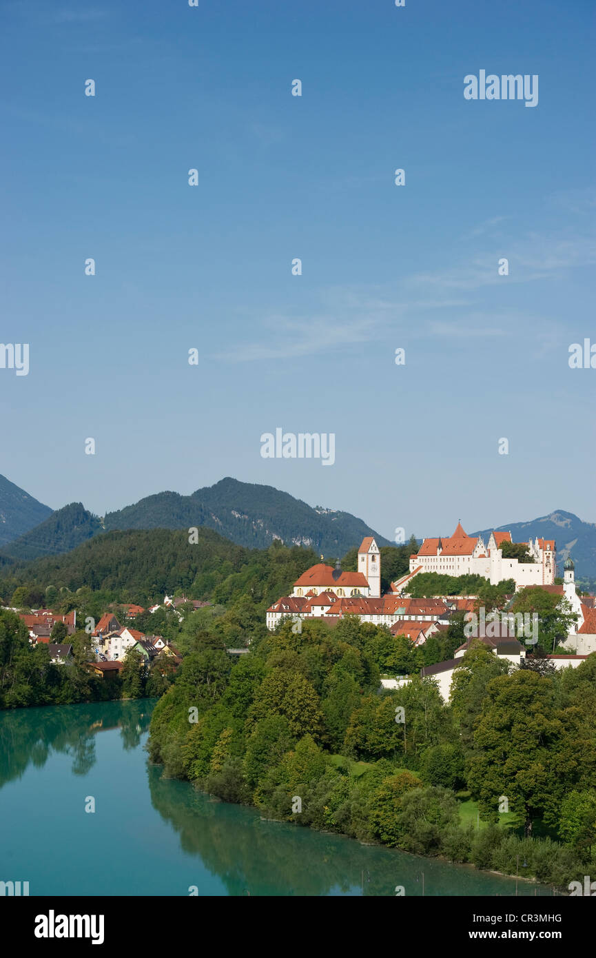 View on fuessen with lech river -Fotos und -Bildmaterial in hoher ...