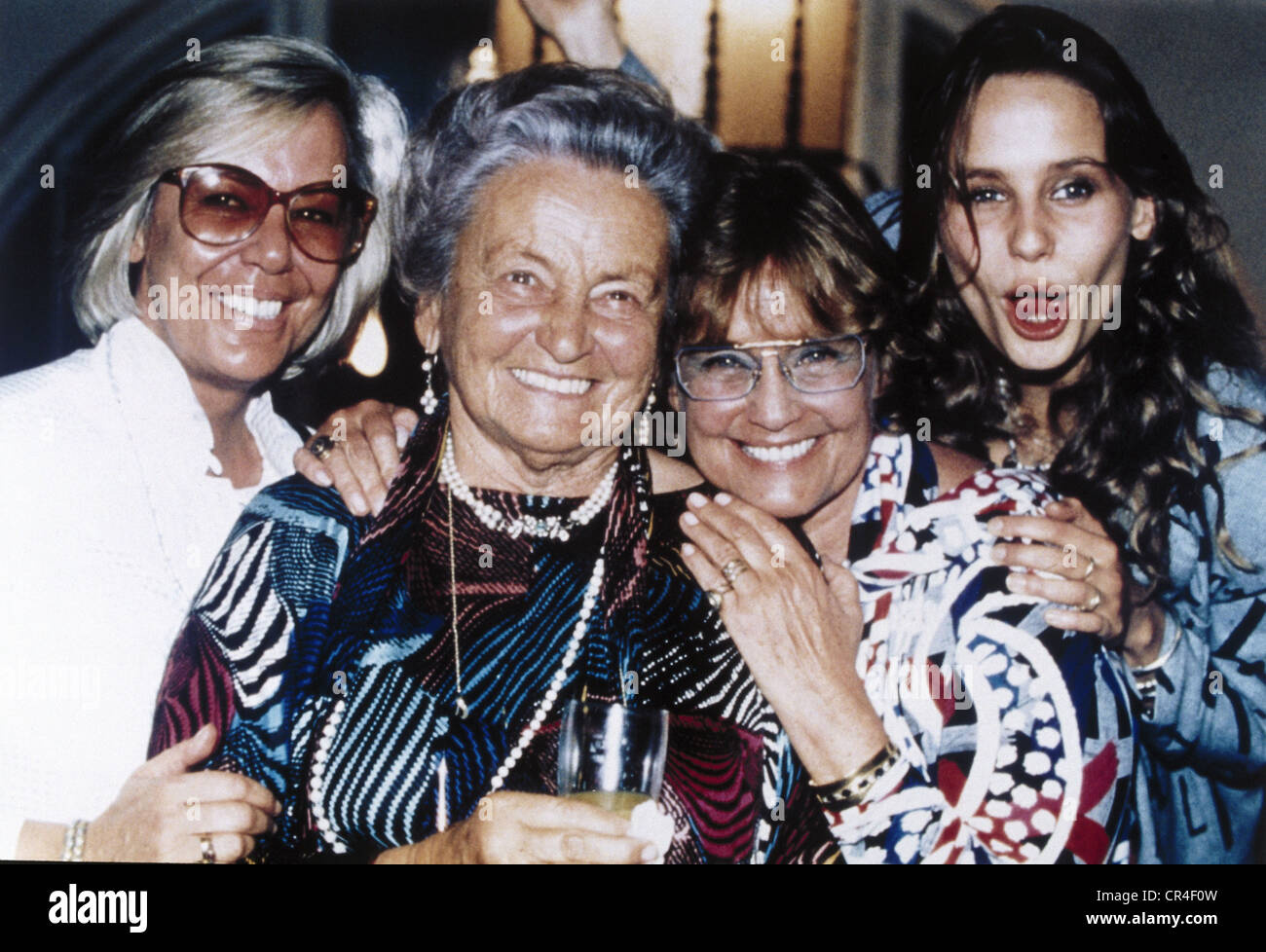 Schell, Maria, 15.1.1926 - 26.4.2005, deutsche Schauspielerin, Gruppe ...