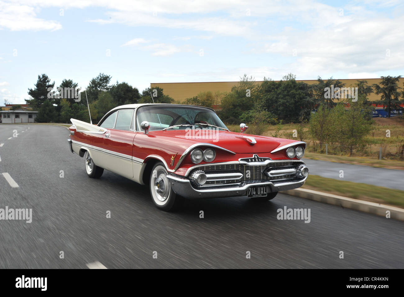 1957 Dodge Custom Royal - amerikanische Oldtimer Flossen und Chrom in ...