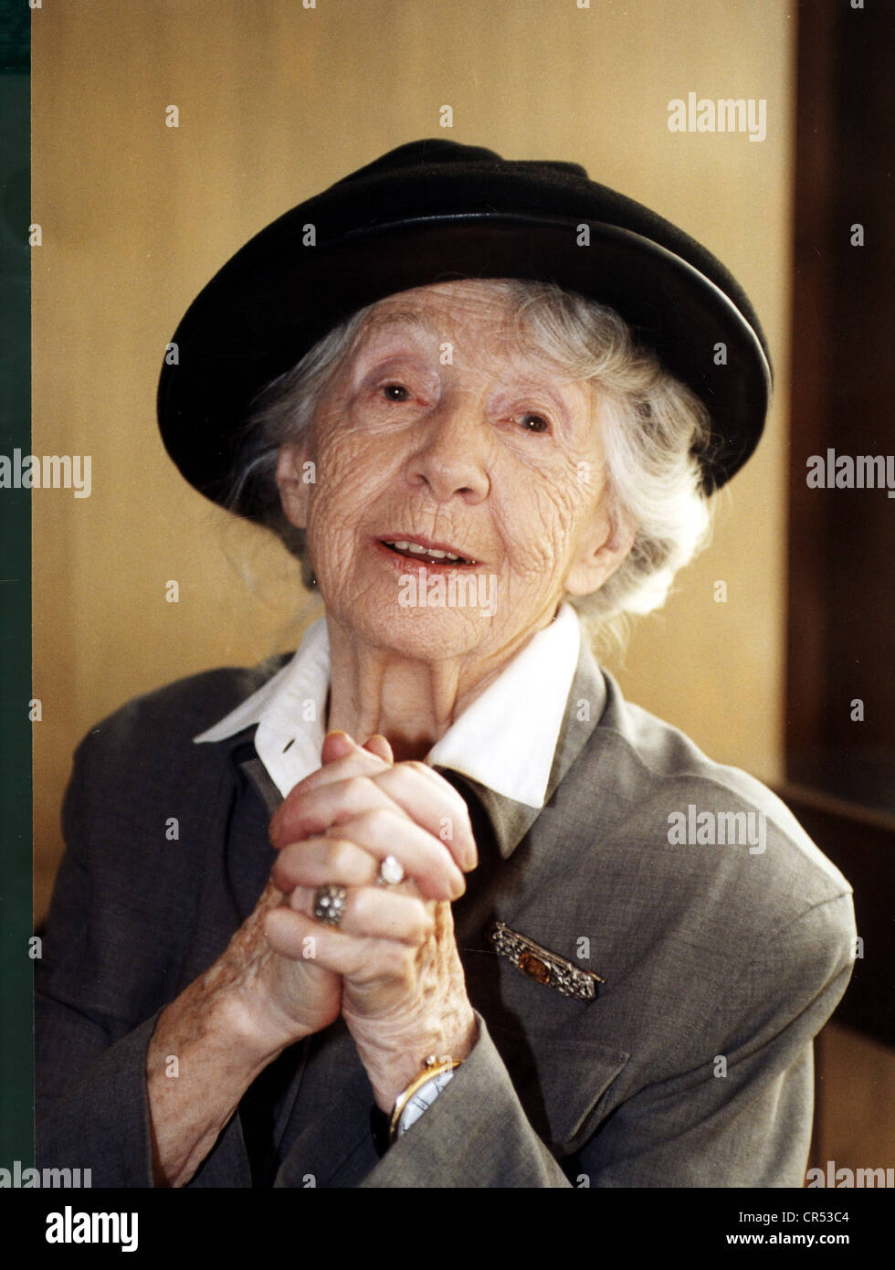 Die Deutsche Schauspielerin Inge Meysel Stockfotos & Die Deutsche ...