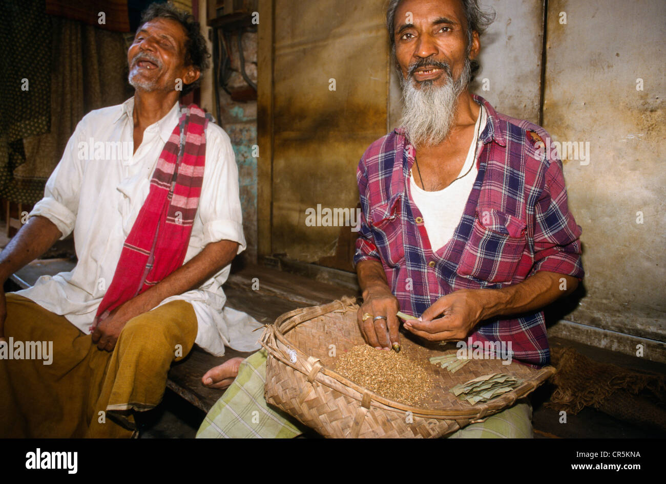Bidis zigarre -Fotos und -Bildmaterial in hoher Auflösung – Alamy