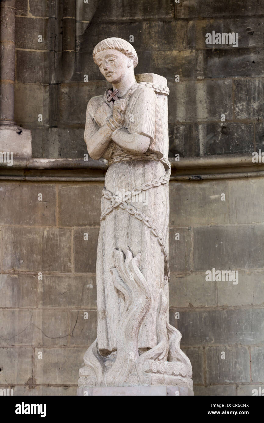 Statue von Jeanne d ' Arc auf dem Scheiterhaufen, Kathedrale von Rouen ...