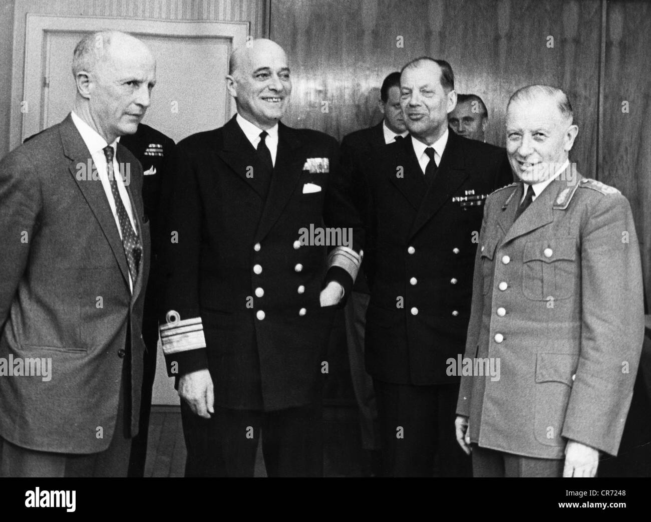 Bundeswehr Officer Stockfotos & Bundeswehr Officer Bilder - Alamy