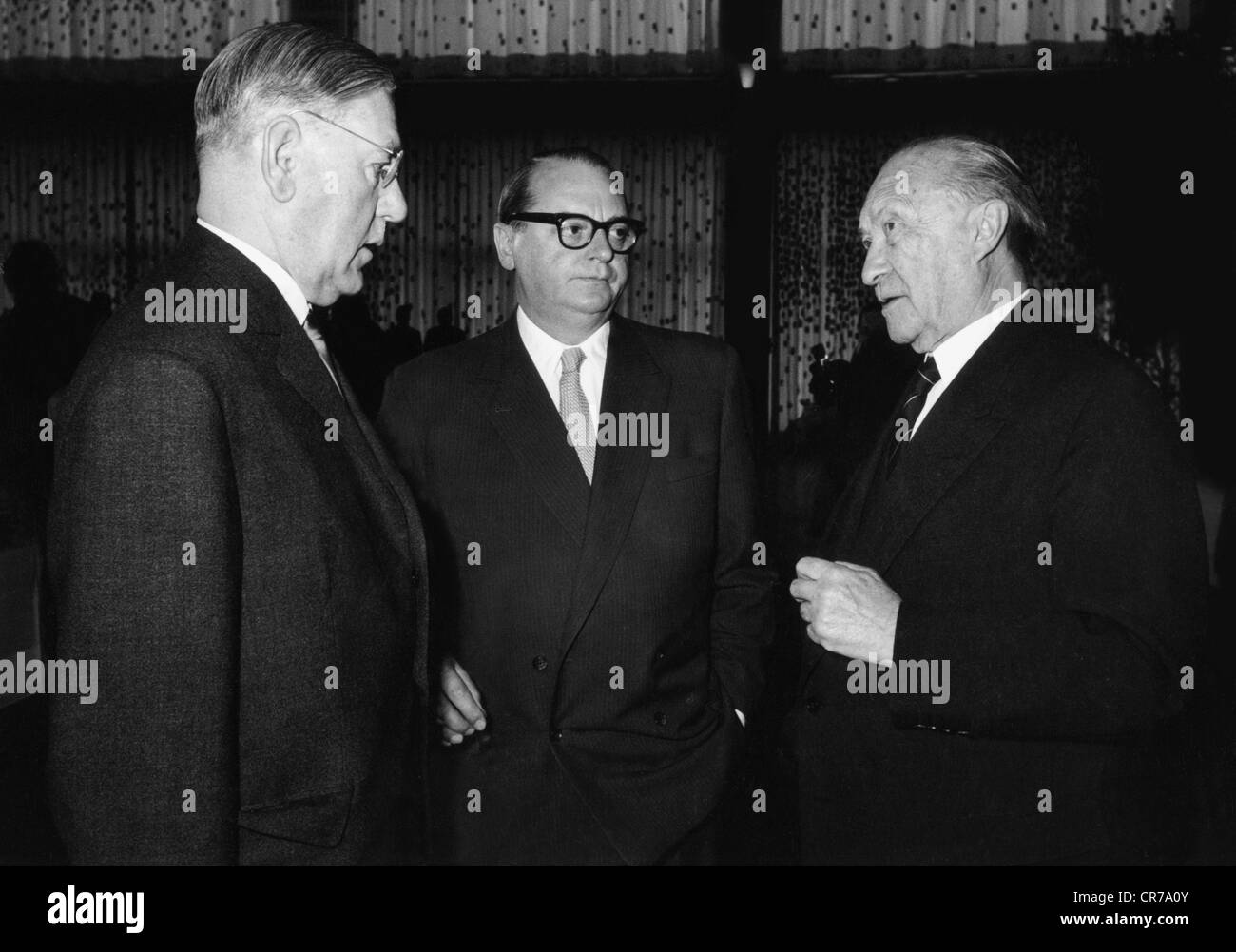 Deutscher minister von brentano Stockfotos und -bilder Kaufen - Alamy