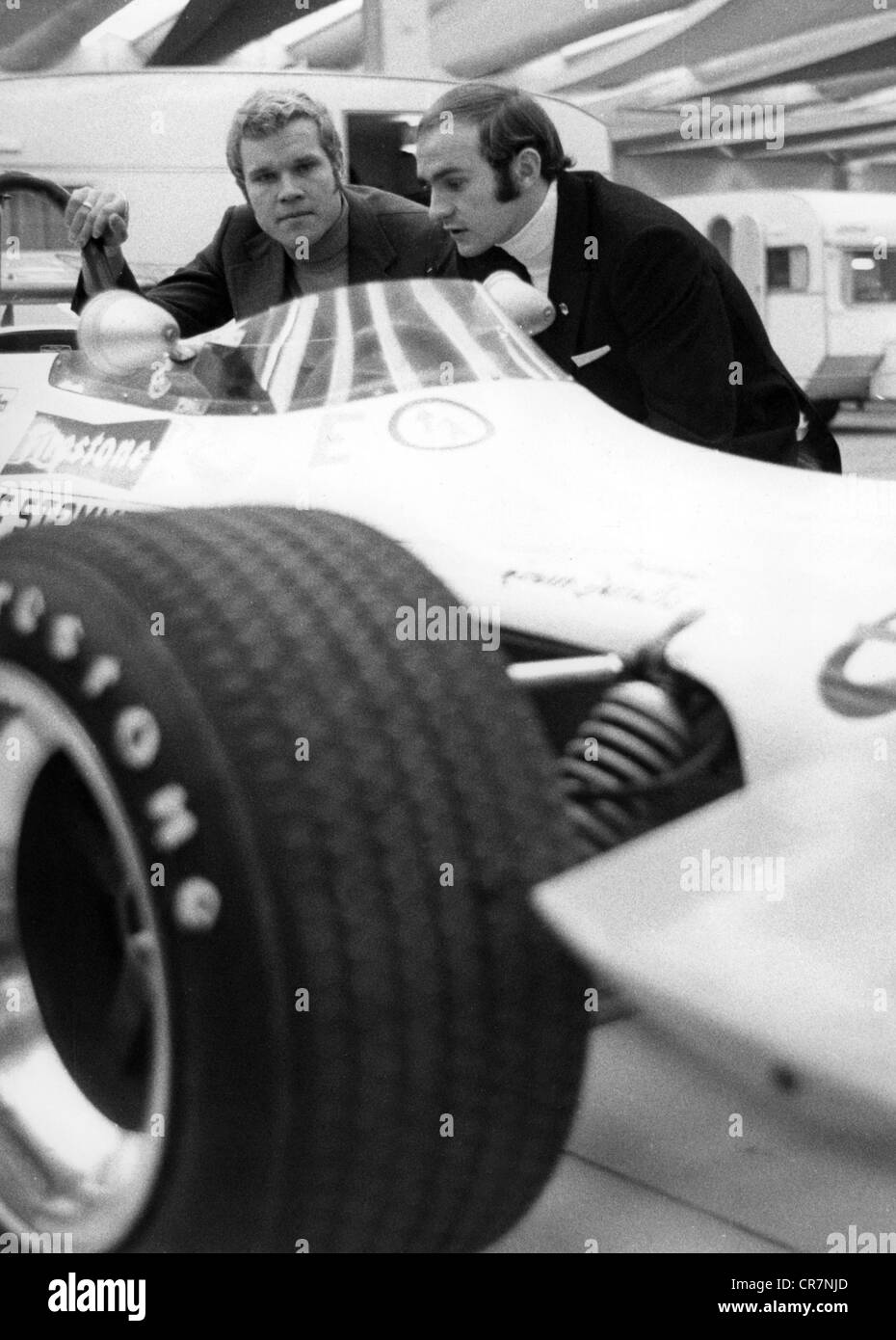 2 rennfahrer -Fotos und -Bildmaterial in hoher Auflösung – Alamy